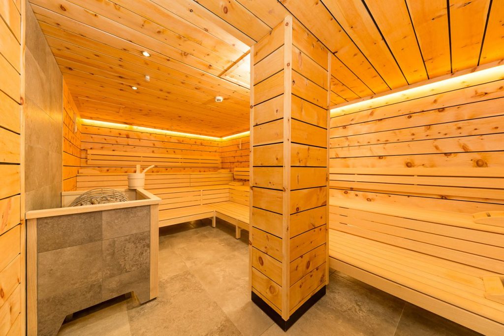 Finnische Sauna - RUHA - Sauna / Schwimmbad / Solarium / Whirlpool - RUHA Linz Österreich