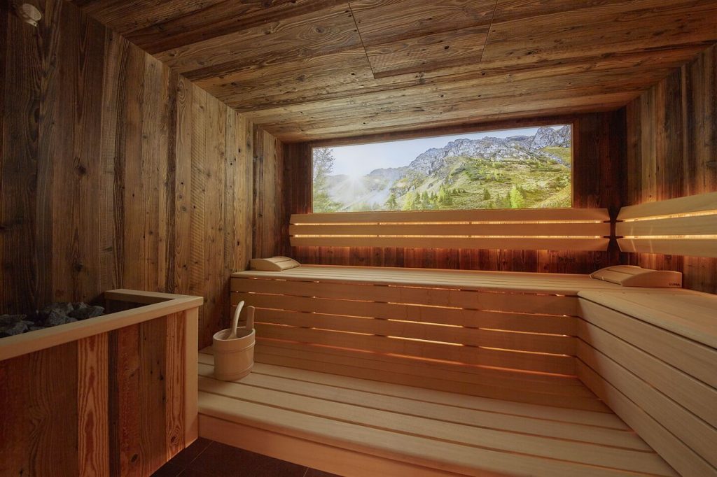 Finnische Sauna - RUHA - Sauna / Schwimmbad / Solarium / Whirlpool - RUHA Linz Österreich